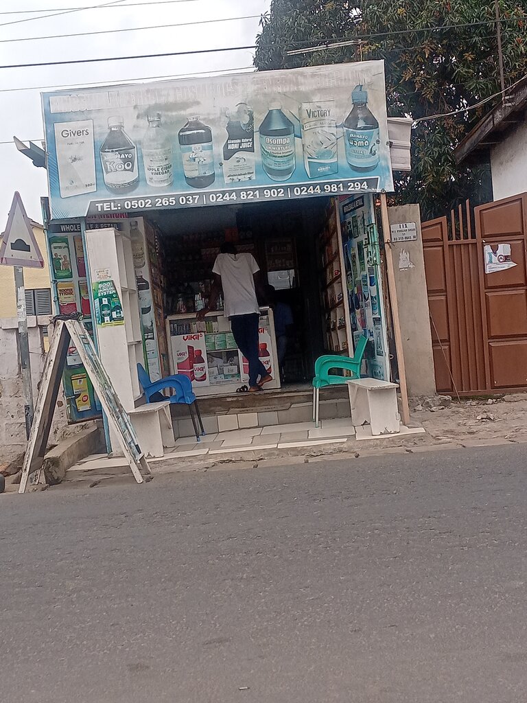 Tıp merkezleri ve klinikler Kingswalk herbal, Akra, foto