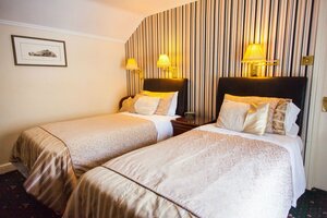 Pulteney House (England, Bath and North East Somerset, Bath, Pulteney Road), otel  Bath'tan