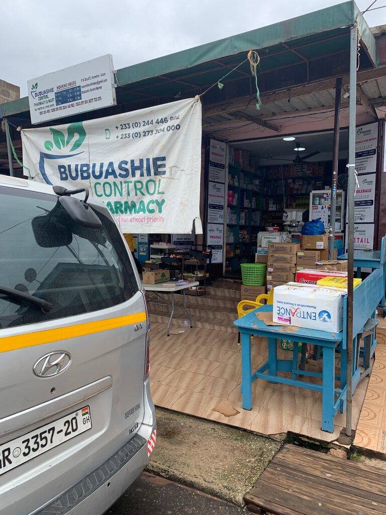 Eczaneler Bubuashie control pharmacy, Akra, foto