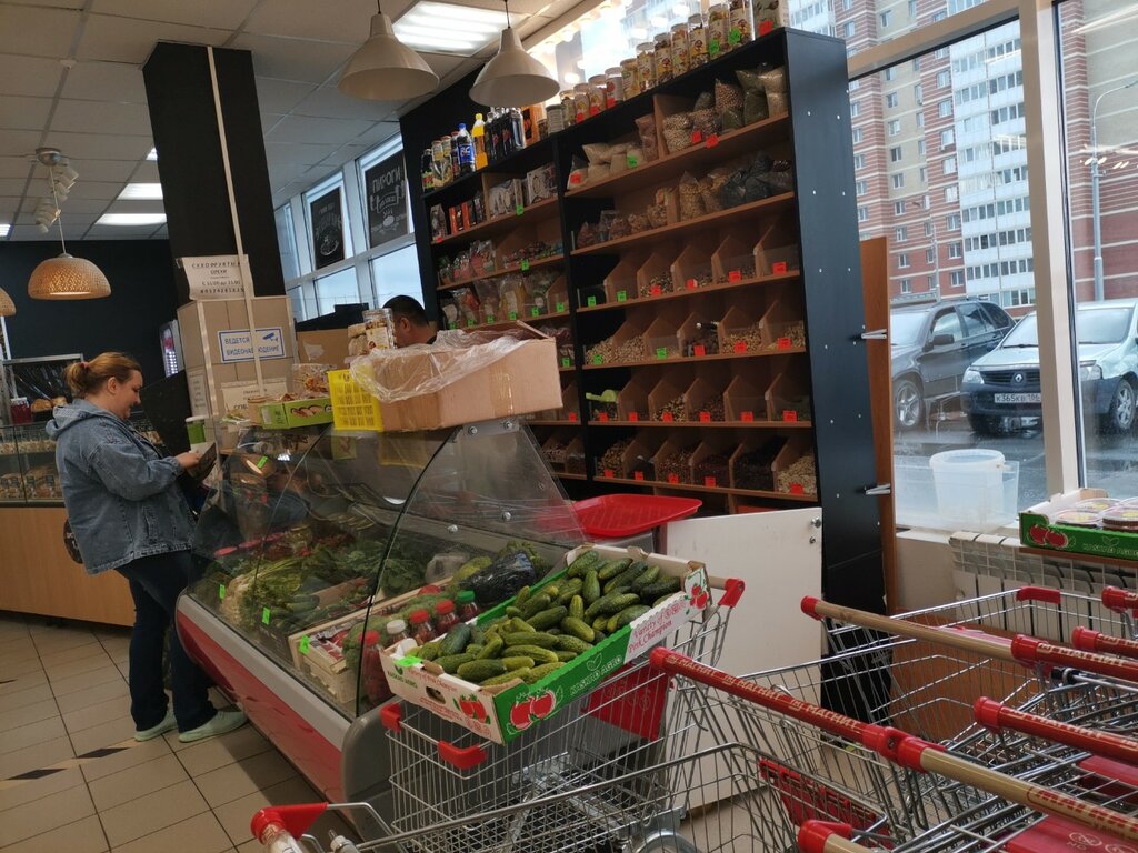 Manavlar Овощи и фрукты, Surgut, foto