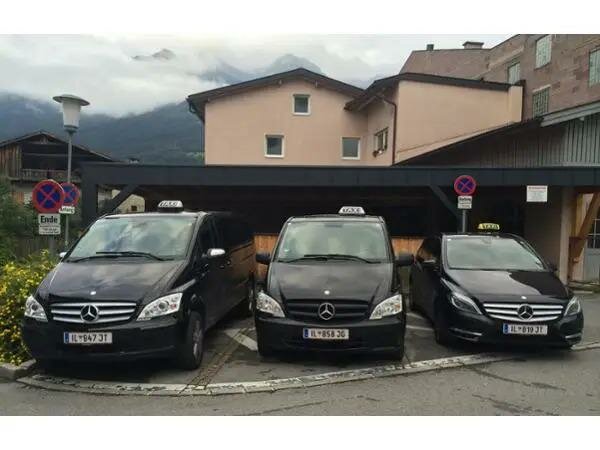 Taksi Inntal Taxi, Tirol, foto