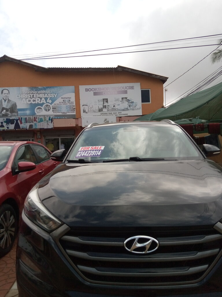 Kitap mağazaları Bookshop and resources center, Dünya, foto