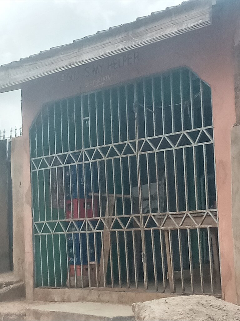 Alkolsüz içecekler God is my helper shop, Dünya, foto