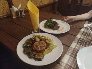 Shashlichka (Zvyozdnaya ulitsa No:1/2, stanitsa Kanevskaya), kafe  Krasnodarski krayından
