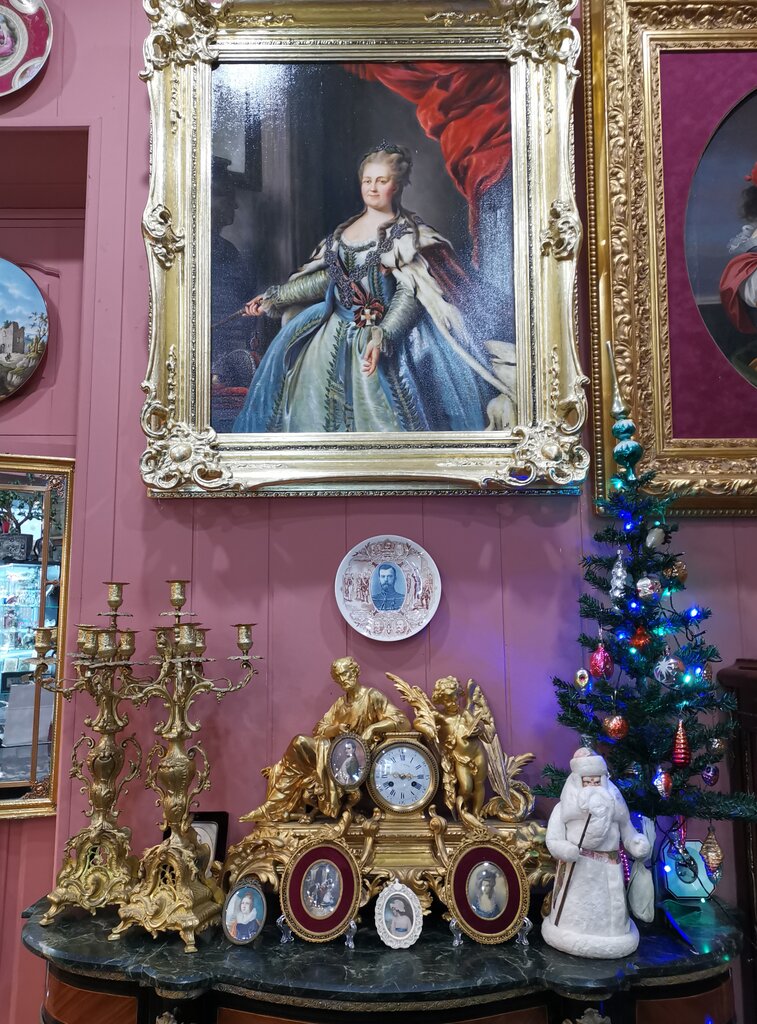 Antikacı dükkanları Antique presents, Krasnodar, foto