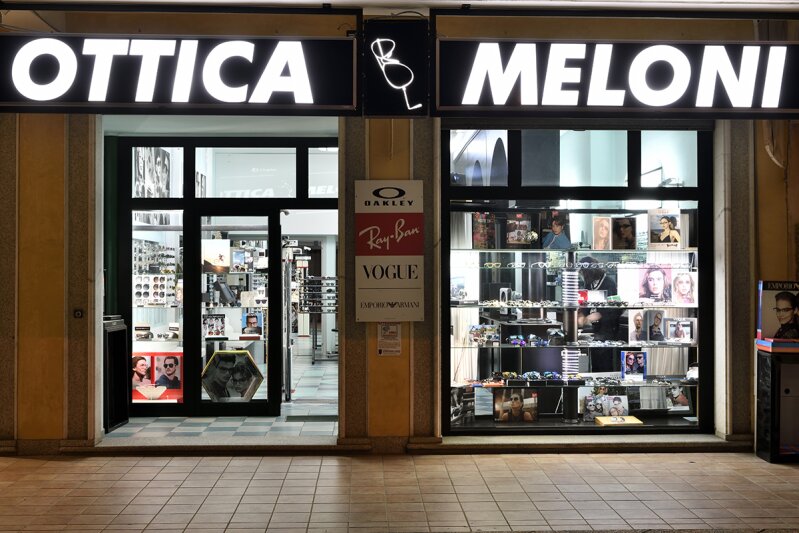 Optik cihazlar ve ekipmanlar Ottica Meloni, Tortoli, foto