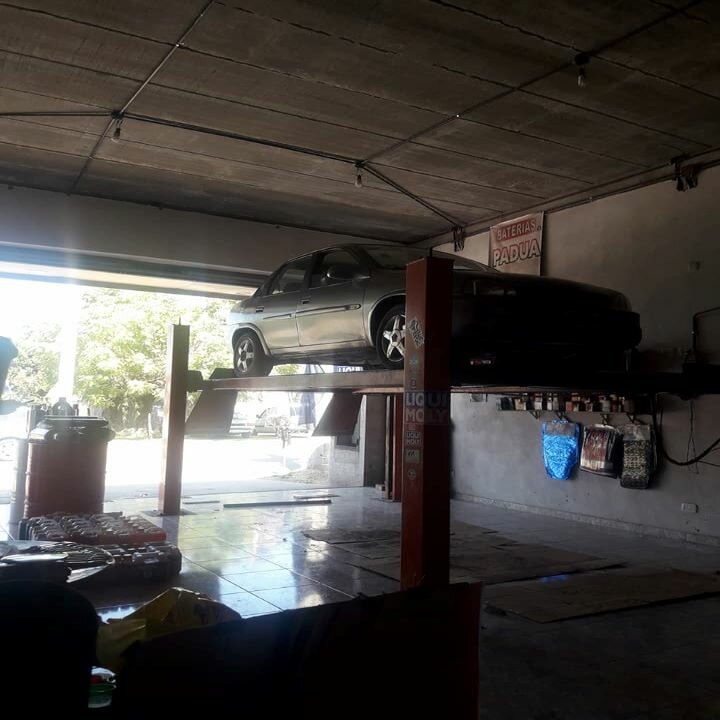 Express yağ değişim noktası Lubricentro Gr, , foto