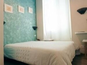 Altera Roma Hotel (Avenue Monclar No:13, Avignon), otel  Avignon'dan