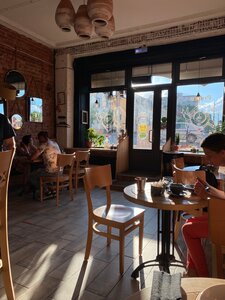 Presto (Sovetskaya Square No:11/1), kafe  Klin'den