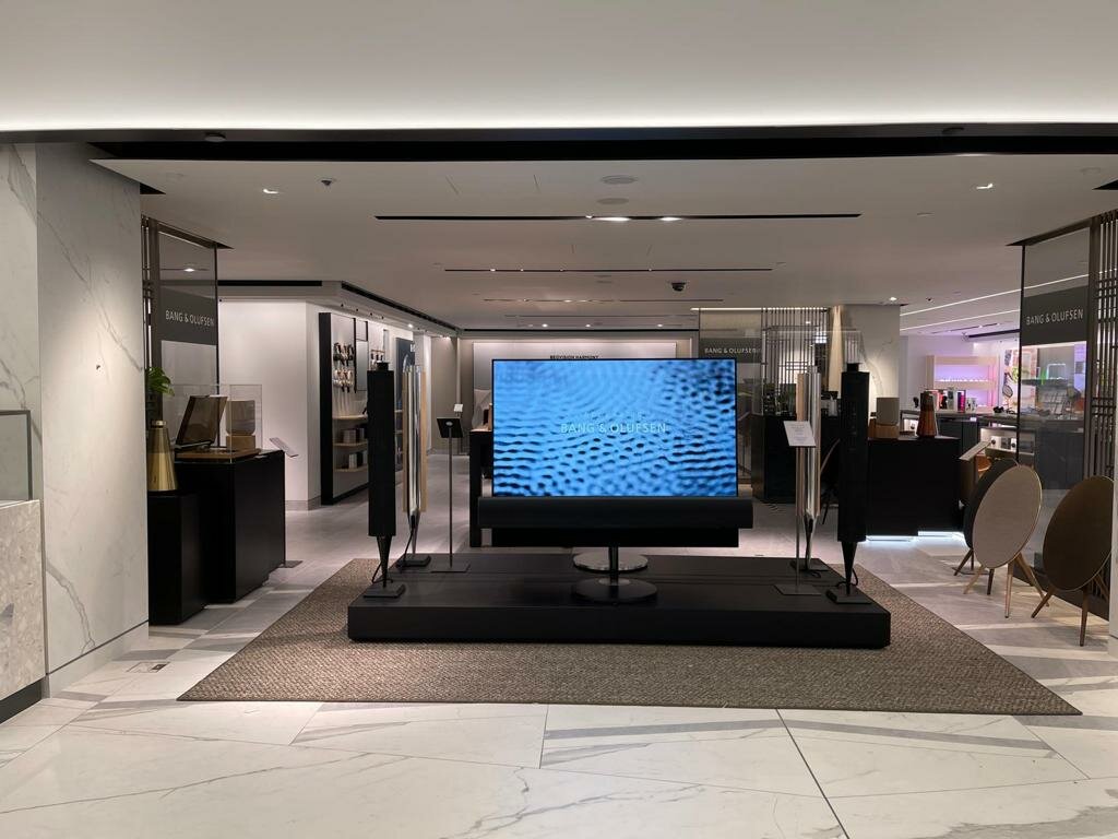 Elektronik eşya mağazaları Bang & Olufsen, Londra, foto