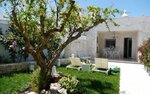 Dimore nel Tempo-Widespread Homes & Trulli (Via Camillo Benso Conte di Cavour No:70, Alberobello), otel  Puglia'dan