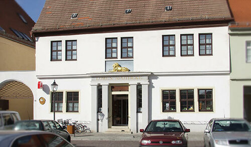 Eczaneler Löwen-Apotheke, Kothen, foto