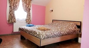 Hotel (Peredova Street No:57, Dnipro), otel  Dnepropetrovsk'tan