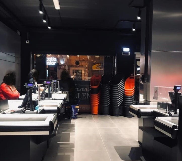 Büro mobilyaları Frigoteknika Italia, Campania, foto