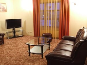 Dmitrov Golf Resort (No:69, derevnya Kurovo), otel  Moskova ve Moskovskaya oblastından