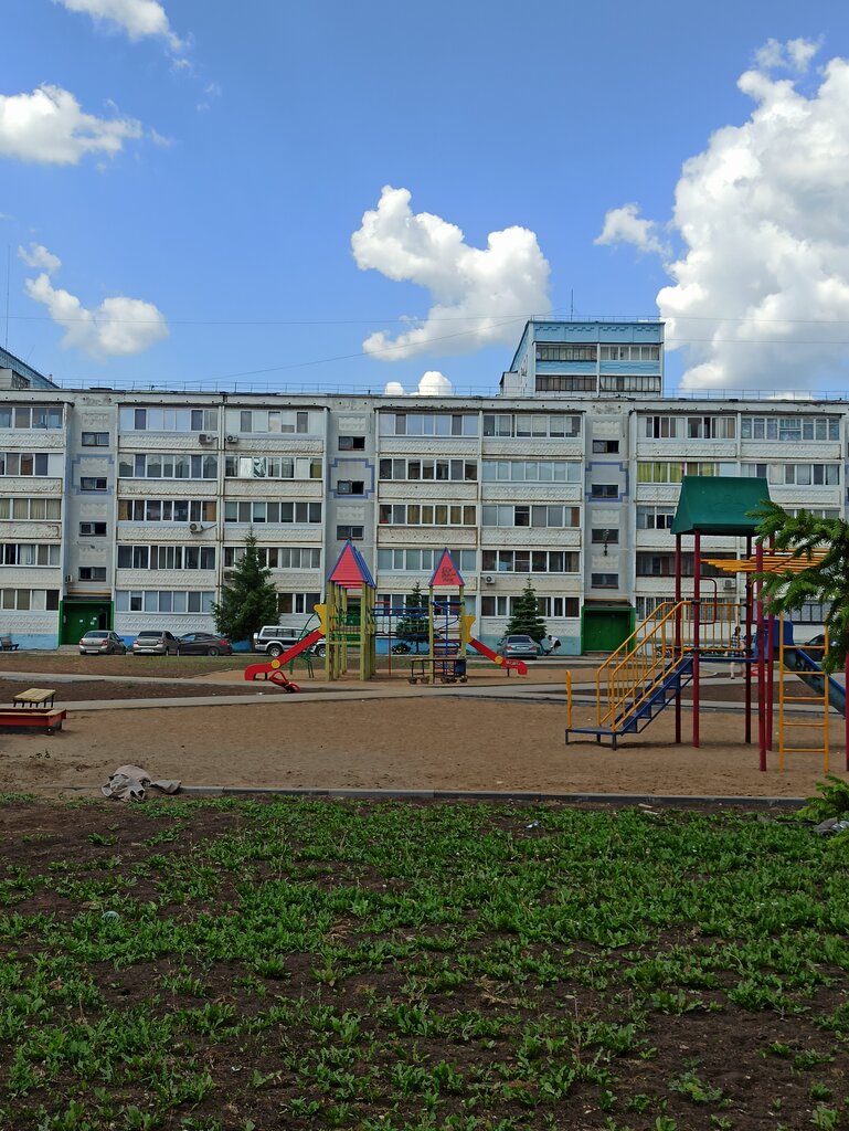 Oyun alanı Playground, Almetyevsk (Elmet), foto