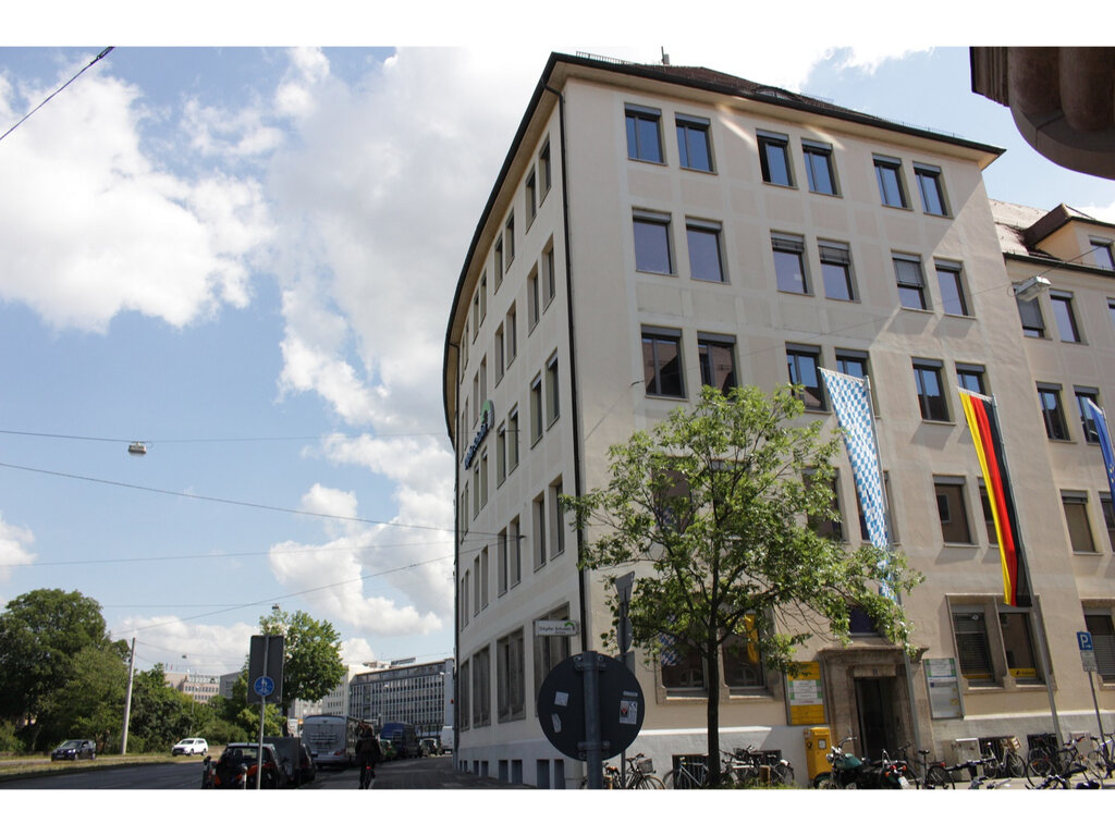 Ortaokul Ohm Professional School, Technische Hochschule Nürnberg, Nurnberg, foto