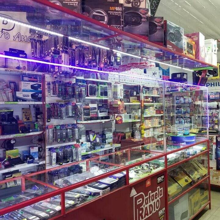 Elektrik ve elektrikli ürün mağazası Rafaela Radio, , foto