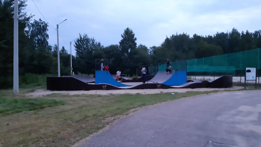 Oyun alanı Памп трек, Desnogorsk, foto