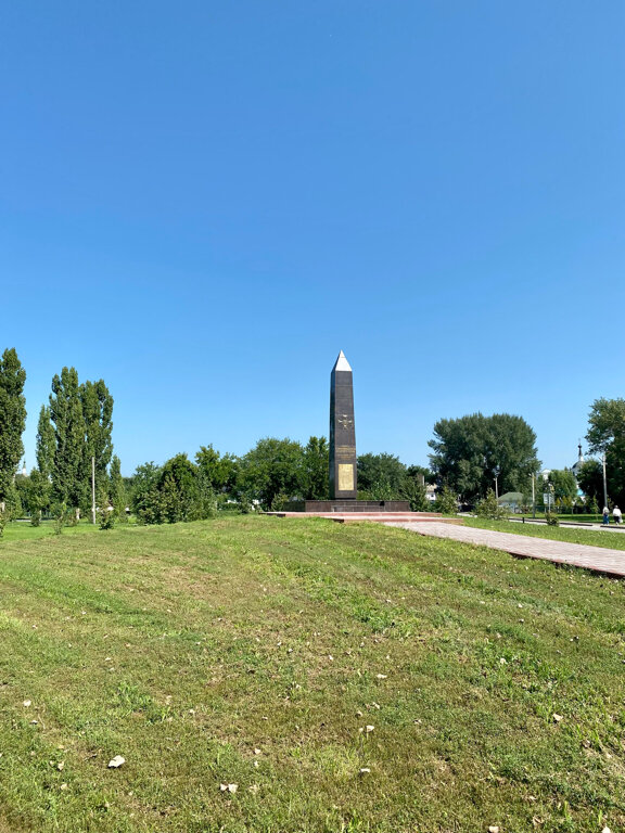 Anıt, heykel Камень казачьей славы, Rostovskaya oblastı, foto