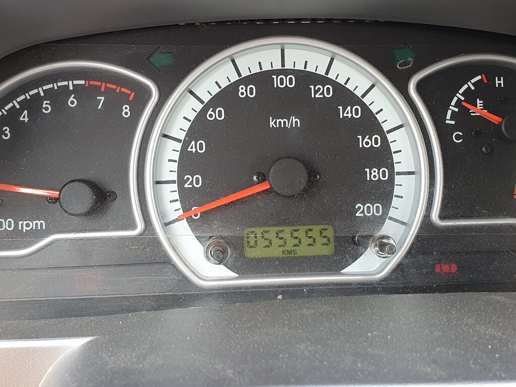 Çıkma yedek parça У дяди Миши, Yekaterinburg, foto