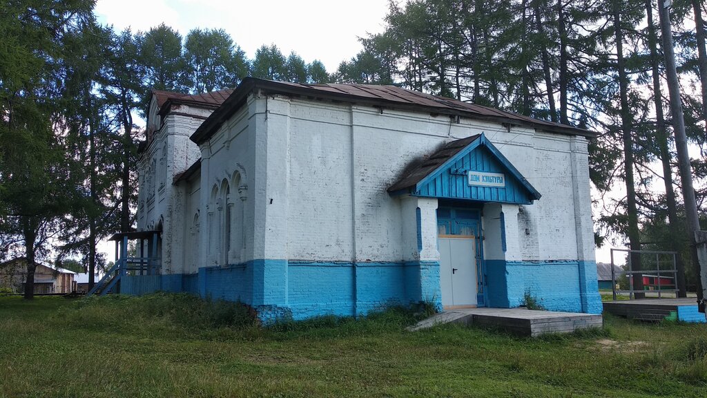 Ortodoks kiliseleri Церковь Сретения Господня, Komi, foto