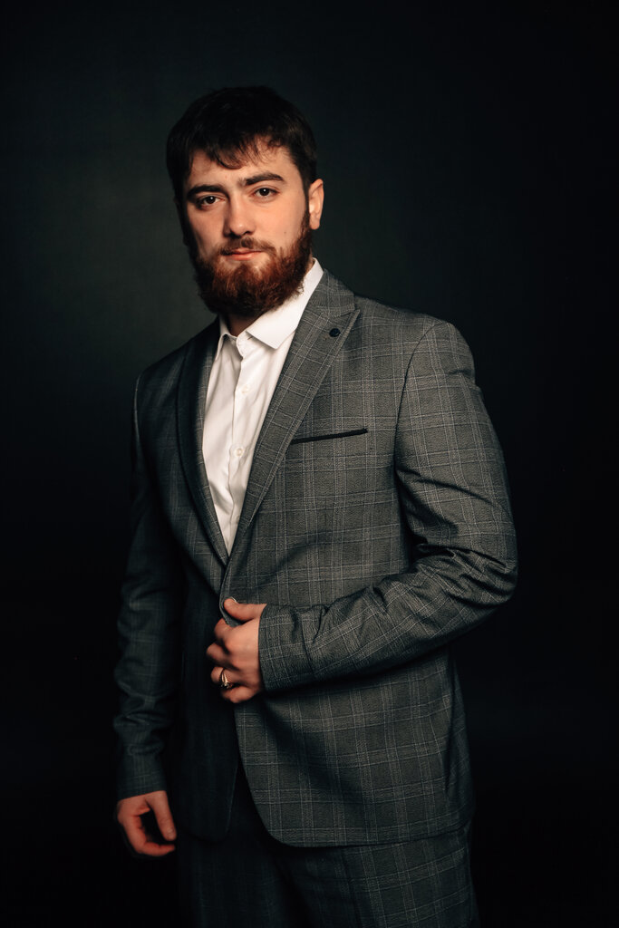 Avukatlar Адвокат Арутюнян А. Т., Omsk, foto