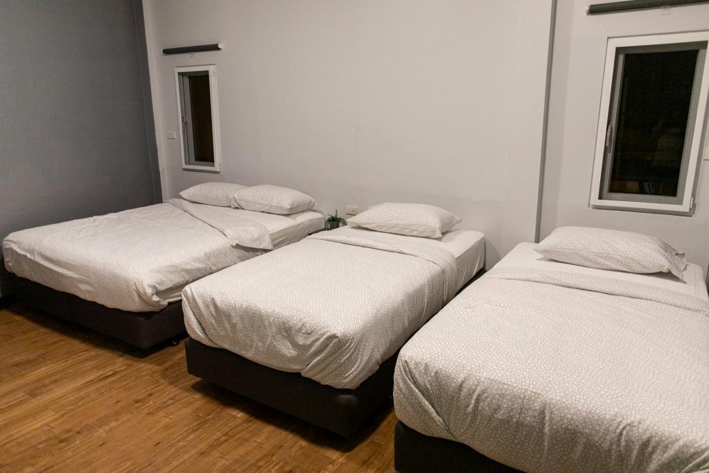 Kısa süreli konaklama U4 Large 2 bed rooms full kitchen 200m to Bts, Bangkok, foto