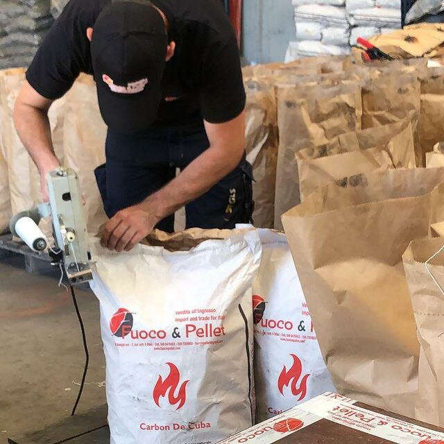 Isıtma sistemleri ve ekipmanları Fuoco E Pellet, Sardunya, foto