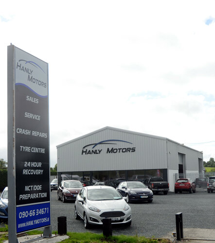 Jant ve lastikçiler Hanly Motors, Roscommon, foto