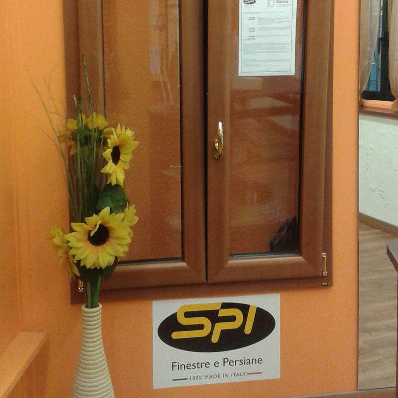 Çilingirler Lafa Serramenti, Monza, foto