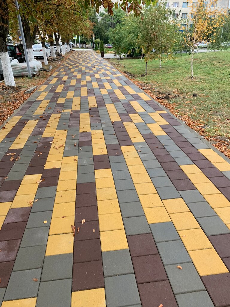 Kaldırım taşları Trotuart23, Krymsk, foto