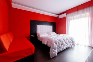 Reggia Suite SPA Hotel (Campania, Caserta, Casagiove, Via Nazionale Appia, 42), otel  Campania'dan