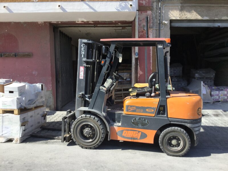 i̇nşaat malzemeleri toptan Edilsagone termoidraulica ed edilizia, Sicilya, foto