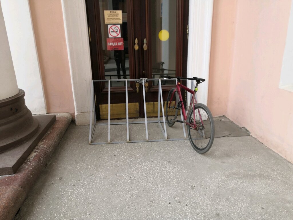 Bisiklet park yerleri Велопарковка, Yekaterinburg, foto