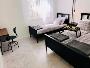 Split Right Place (Split-Dalmatia County, Split), otel  Split'ten