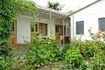 Guest house Na Sadovoi 6 (Садовая улица No:6, село Малореченское), otel  Kırım Cumhuriyeti'nden