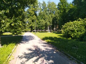 Voronezhskiy Garden (Saint Petersburg, Voronezhskiy Garden), kültür ve eğlence parkları  Saint‑Petersburg'dan