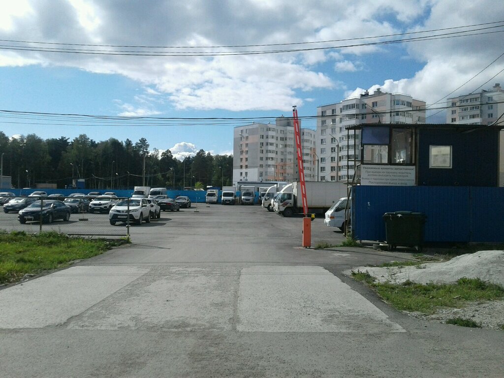 Otoparklar Parking lot, Verhniaya Pyşma, foto