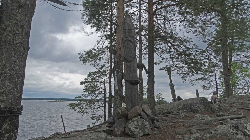 Turistik yerler Good Spirits Island, Karelya, foto