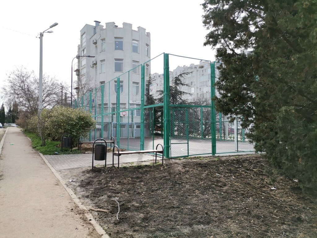 Spor alanı Спортивная площадка, Sevastopol, foto