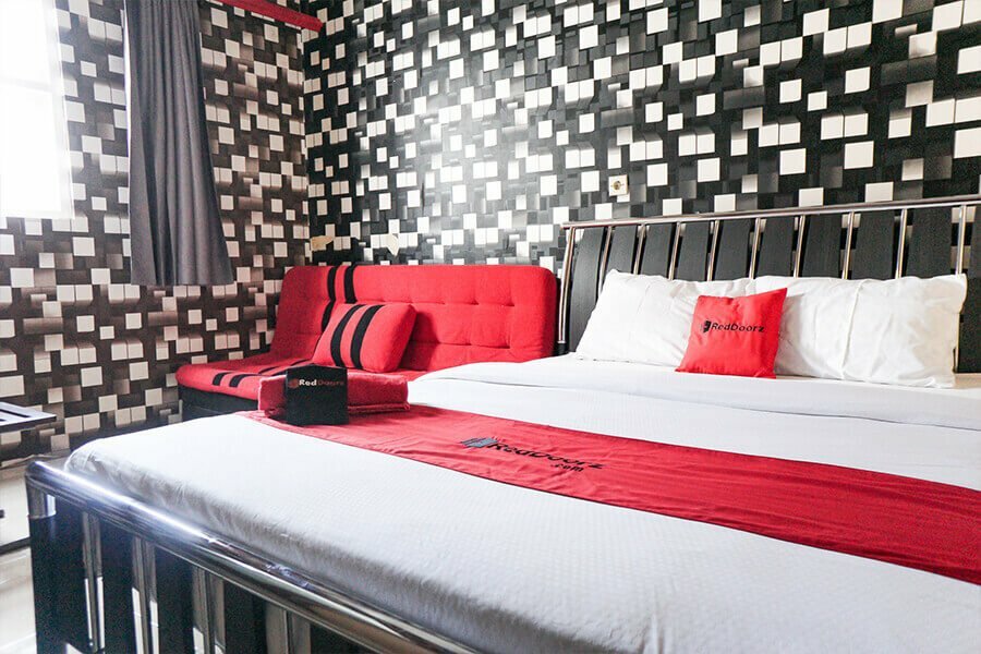 Otel RedDoorz near Alun Alun Batu, , foto