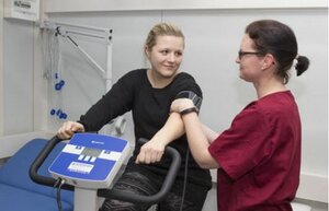 Praxis Dr. Ralph Wisbacher Facharzt für Innere Medizin (Bavaria, Weißenburg-Gunzenhausen, Nürnberger Straße, 2), tıp merkezleri ve klinikler  Weissenburg'dan