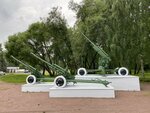 Пушка ЗиС-3 (St. Petersburg Avenue No:64соор1), teknoloji anıtı  Peterhof'tan