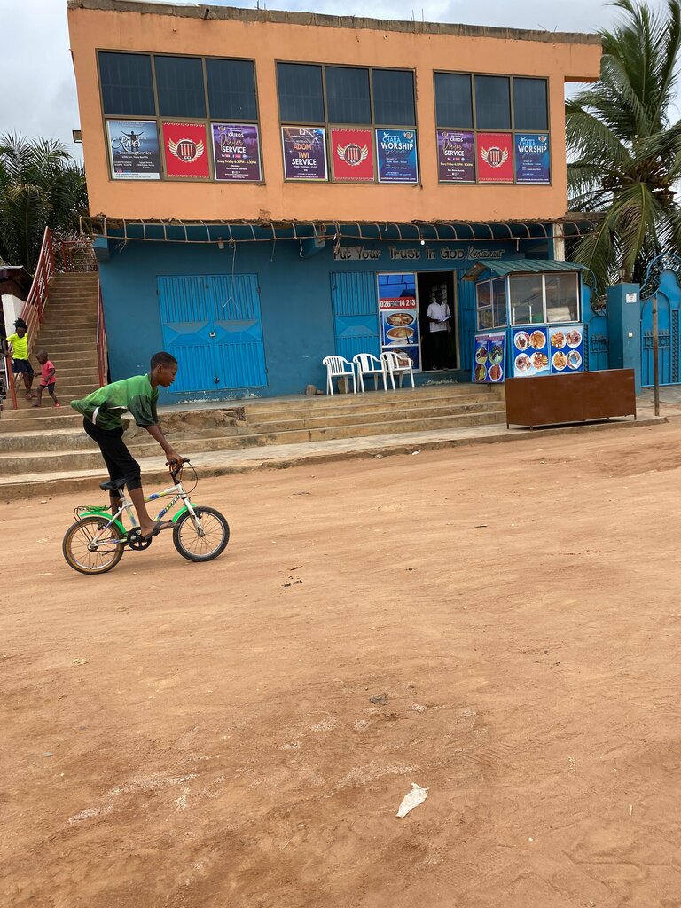 Restoran Put Your Trust in God, Dünya, foto