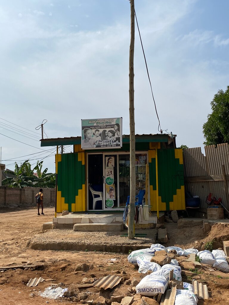 Güzellik salonu Adom Bi Nti Beauty Salon, Dünya, foto