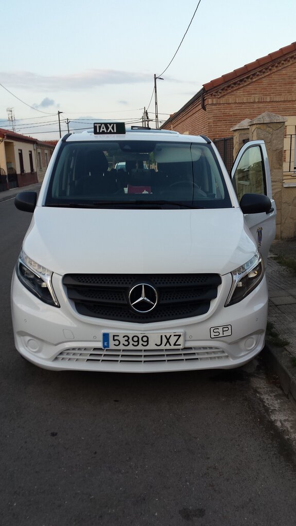 Taksi Taxi Miranda de Ebro Sergio Taxis, Kastilya ve Leon, foto
