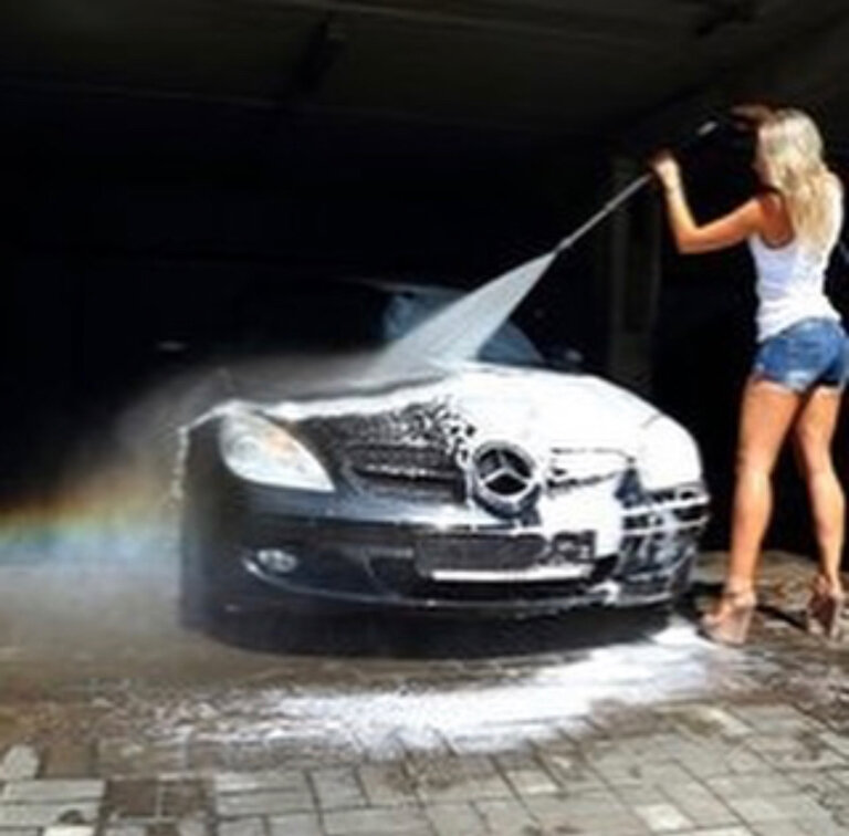 Oto yıkama Truck, Verhniaya Pyşma, foto