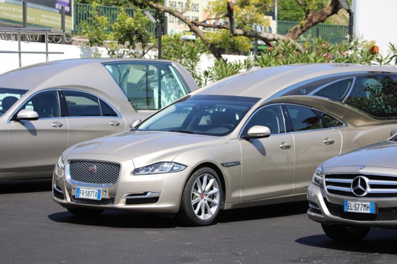 Cenaze hizmetleri Agenzia Funebre A. Guariglia Funeral Home - Onoranze Funebri Cremazioni, Salerno, foto