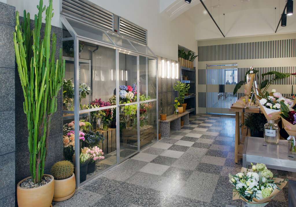 Çiçekçiler Tiger Lily, Saint‑Petersburg, foto